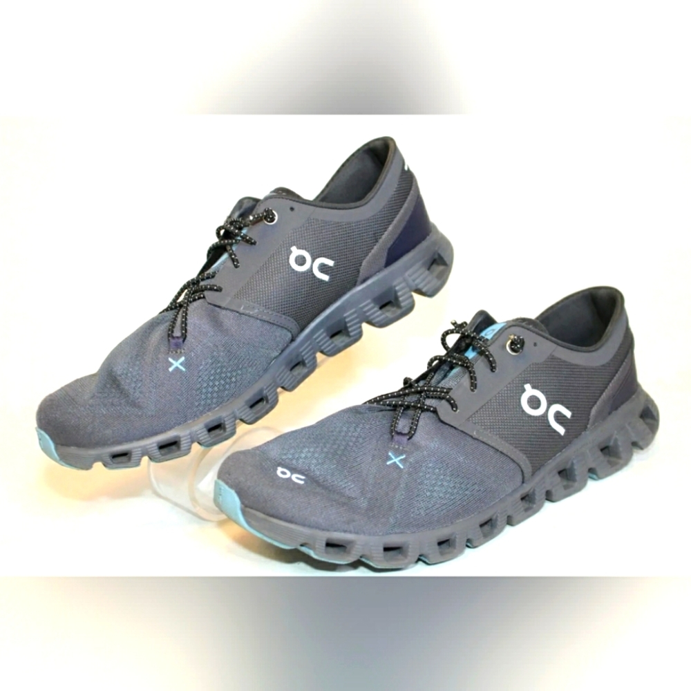 On Running Cloud Swiss Engineering Mens Sneakers Trai… - Gem